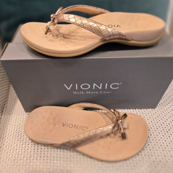 Vionic | Shoes | Vionic Bella Rose Gold Metallic Flip Flop Size 6 ...